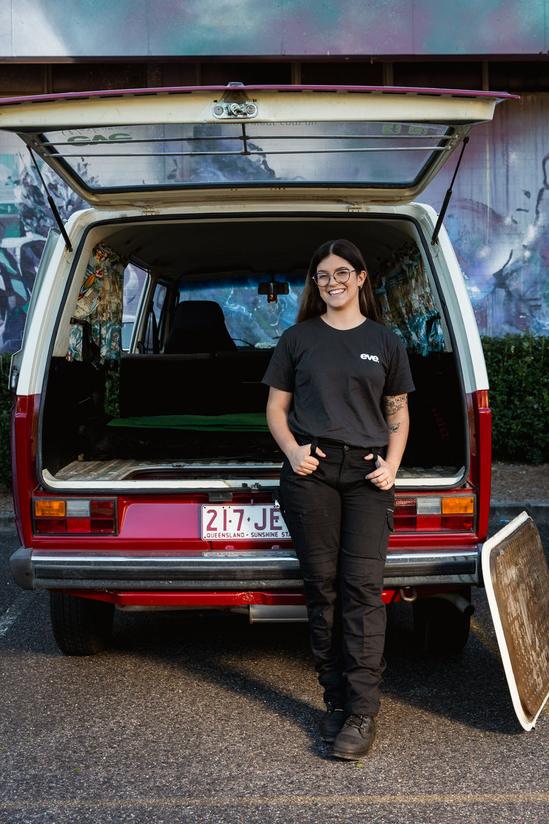 Chelsea Bowers – eve workwear